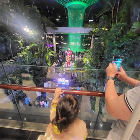 싱가포르 테마파크 싱가포르 쥬얼 창이공항 어트랙션 입장권 캐노피 파크 헤지 메이즈 미러 메이즈 워킹 네트 바운싱 네트 마이리얼트립