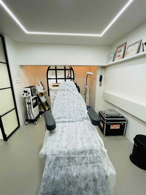 About Derm Esthetic Skin Clinic Expert Skin And Hair Care