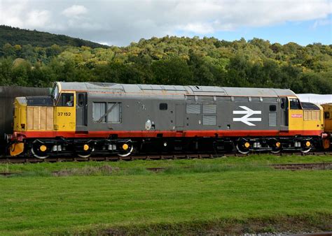 Class 37 37152 Preserved English Electric Type 3 Class 37 Flickr