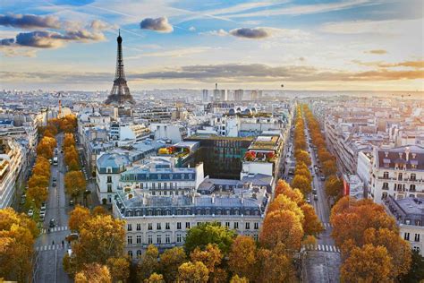 Paris In October Weather Fall Tips And What To Expect The Planet D