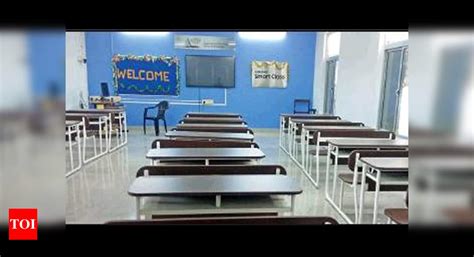 Corporation Middle School 28 Corporation Schools Get Smart Classes