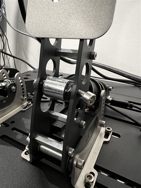 Loose Bolt Rheusinkveld