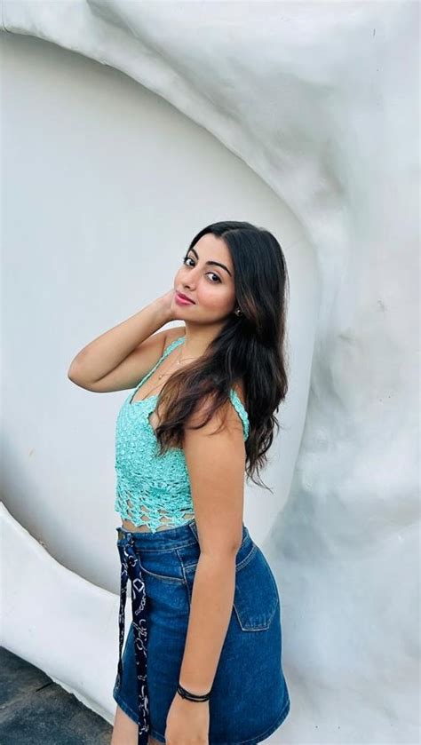 Simran Behl Simrannnn • Instagram Photos And Videos