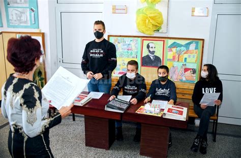 Извънкласни уроци в кът за четене Konkurentbg