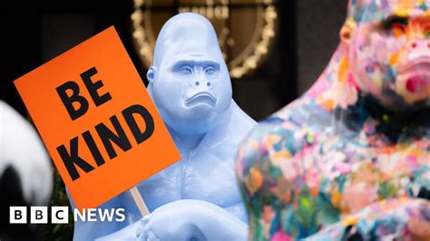 Covent Garden Colourful Gorilla Sculptures Come To Central London