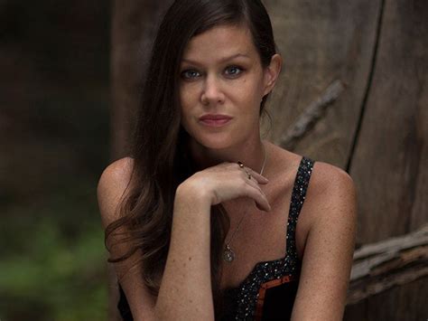 Pictures Of Allison Pierce