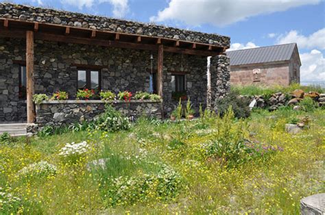 ფოკის წმინდა ნინოს დედათა მონასტერი