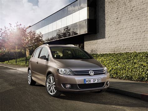 Volkswagen Golf Plus (Volkswagen Golf Plus) - стоимость, цена ...