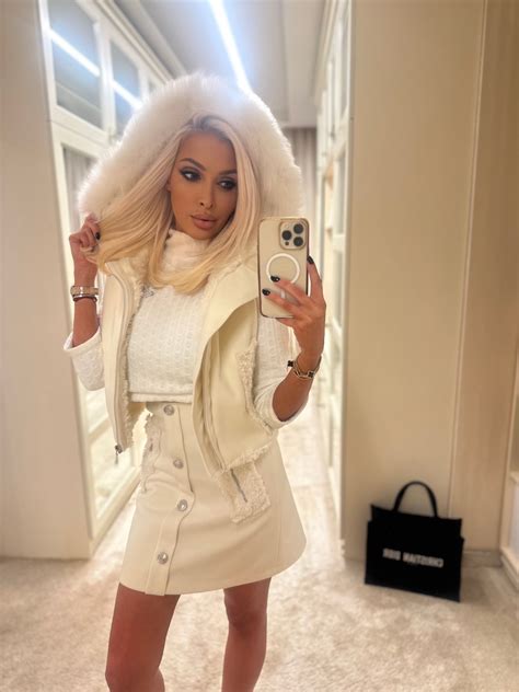 Зимен елек с каракул Бутик Mon Cher на Цеци Бакалова