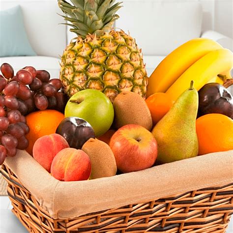 Canasta De Frutas Méxicana En Cerro Azul Veracruz México Florerias