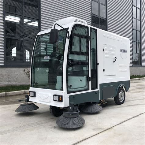 万富富华多功能清扫车 驾驶型扫扫地车 广场车站清扫设备 清洁车fh 80d 谷瀑goepecom