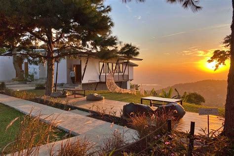 5 ที่พักราคาถูก นครราชสีมา ที่พักเขายายเที่ยง ชมวิวเขาตระการตา Hotel Me Class