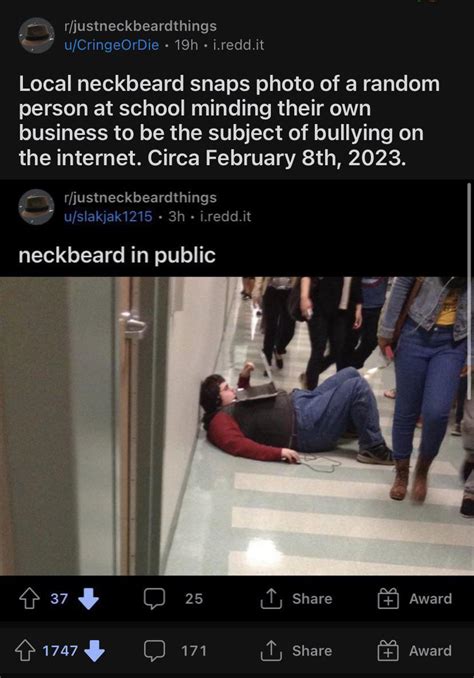 Neckbeard On Reddit Defends Fellow Neckbeard Blocking Half Of His