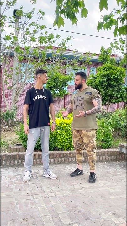 دوربین مخفی وسط کلیپ لاتی 😂عجب پس گردنی خورد Youtube