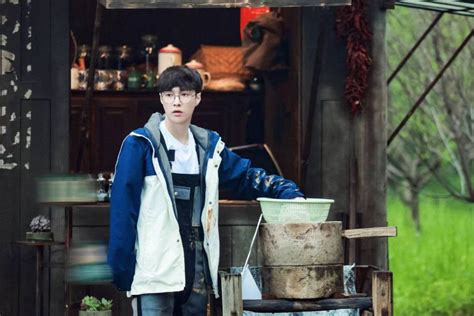 张艺兴“向往的生活”热度高，又迎客模又掌勺，获封“国民女婿” 半岛网