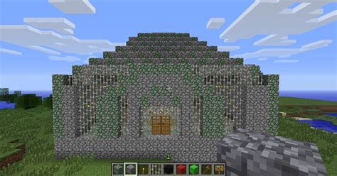 Awsome Cobble And Mossy Buildings Minecraft Project