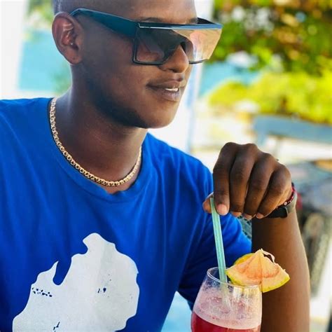 Alexis Junco Junco477 • Threads Say More