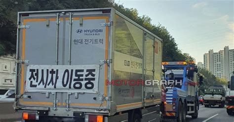 스파이샷 현대차 35톤 마이티 전기차 양산 임박최대 200km 주행 모터그래프