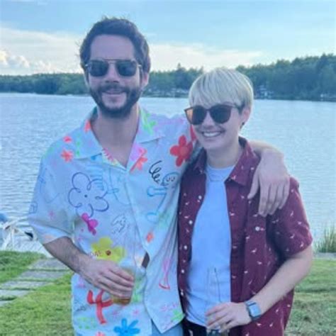 Dylan Obriens Sibling Julz Claims He Hasnt Spoken To Them In Over A Year