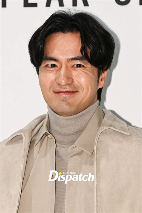 [현장포토] 훈내가 진동해 이진욱 부드러운 미소 디스패치 뉴스는 팩트다