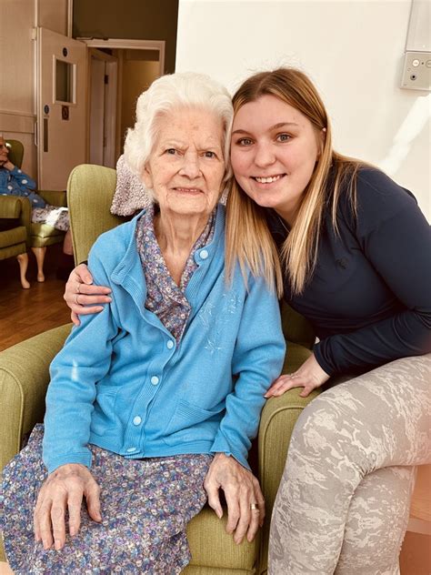 Jade Haseldine Is Fundraising For Dementia Uk