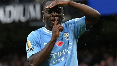 Cinq mois plus tard Jérémy Doku retrouve le chemin des filets en Premier League RTBF Actus