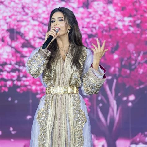 كشفت الفنانة المغربية جنات، في حديث مع الشرق الأوسط، عن أغنيتها المقبلة بطل تمثيلك التي
