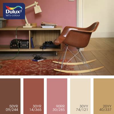 Page 3 | Dulux | IN COLOR BALANCE