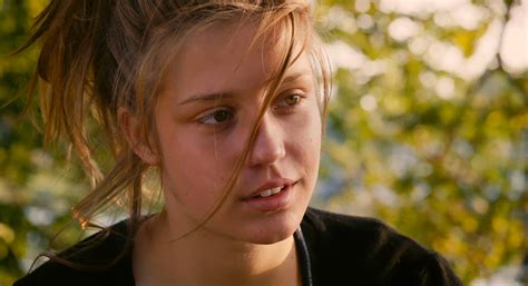 Crítica Y Defensa De La Vida De Adele