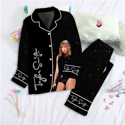 Taylor Swift Button Down Pajamas Set Nghiavt 0902 Hearthtops Store
