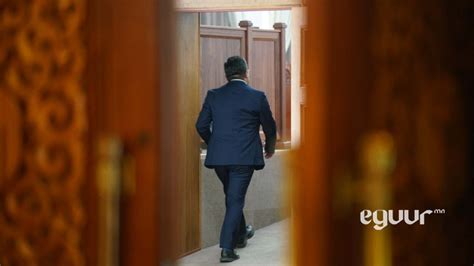 МАН ын УЗ хуралдсаны дараа сайд нарыг Ерөнхийлөгчид танилцуулж УИХ ын чуулганд тангараг