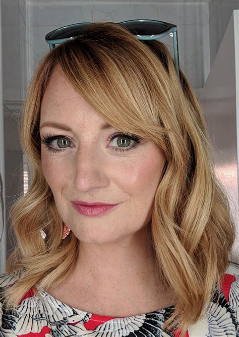 About Lisa Lisa Simms