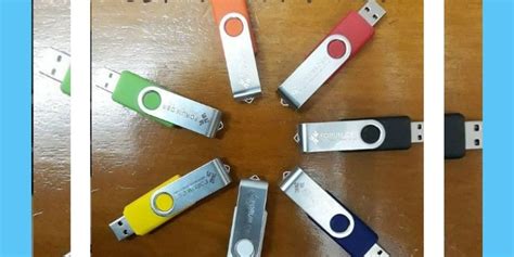 USB Flash Disk Model Putar Oleh Signature Promosi Bridestory Store