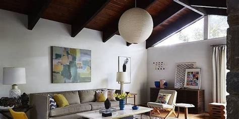 유명 브랜드 가구로 채운 쇼룸 같은 주택 Phm Zine