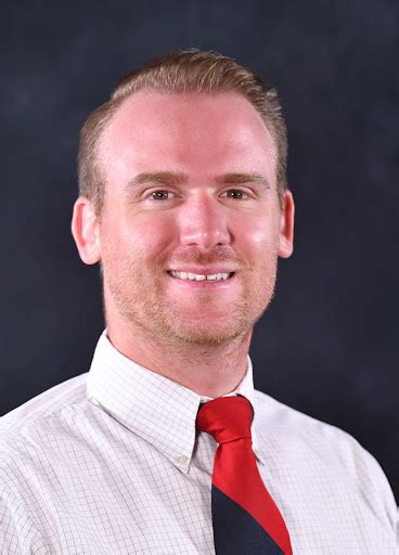 Deans Encourage Grads Look Forward To Online Commencement