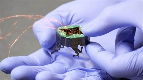 This Tiny Shape Shifting Robot Can Squish Itself Into Tight Spaces