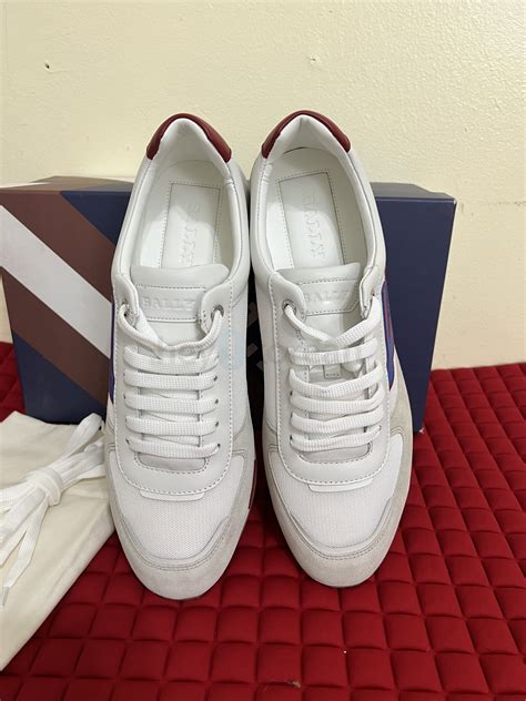 발리 남자 운동화