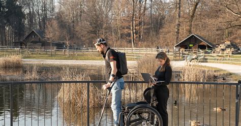 A Brain Computer Interface Just Helped A Paralyzed Man Walk Again