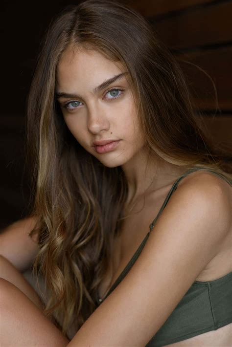 Paula Minetti Blow Models