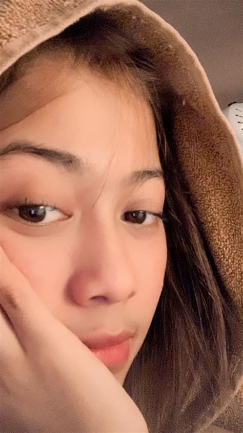 Pap Cewe Orang Cantik Potret Diri Mandi