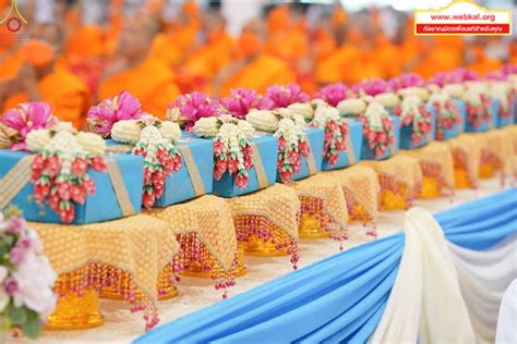 บทความประมวลภาพงานบุญ พิธีถวายมหาสังฆทานคณะสงฆ์ 2000 กว่าวัดทั่วประเทศปีที่ 23 พิธีถวายไทย