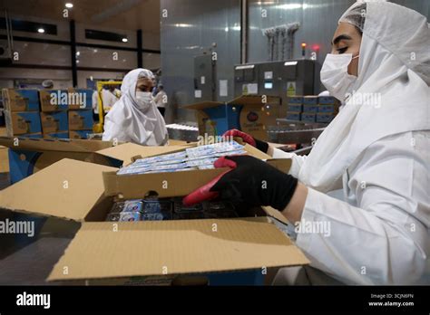 250908 Tehran Sept 8 2025 Xinhua People Work At A Workshop