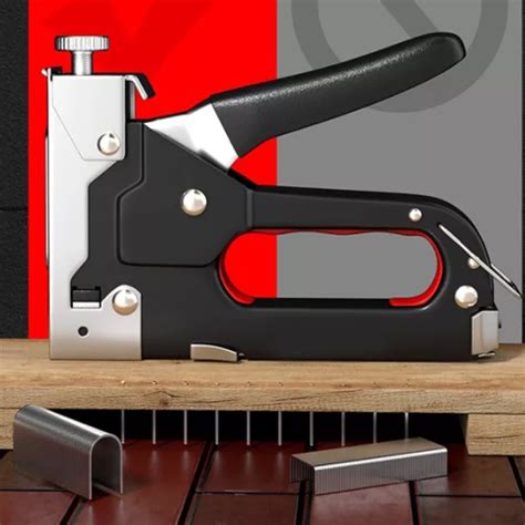 Heavy Duty Tacker Staplers Upholstery Stapler For Formwork Fixing Wood