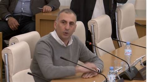 Video „რომელია ამ დარბაზში ისეთი გრანტი რომ არ აუღია “ ალეკო ელისაშვილი Metronome Ge