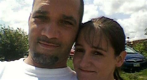 Angela Perkins And Aaron Robinetts Wedding Website