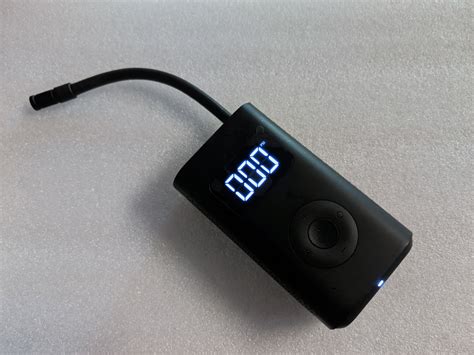 Recenze Xiaomi Mi Portable Electric Air Compressor: kompresor do kapsy