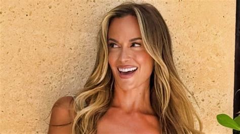 Brooks Koepkas Wife Jena Sims Has Everyones Attention At The Masters