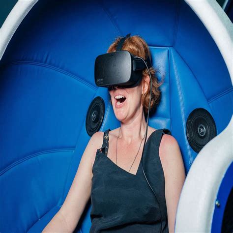 VR куб (30 минут) в подарок в Москве | Купить подарочный сертификат по ...