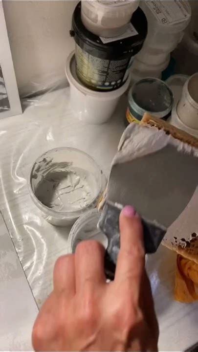 Простой способ нанесения декоративной штукатурки - YouTube