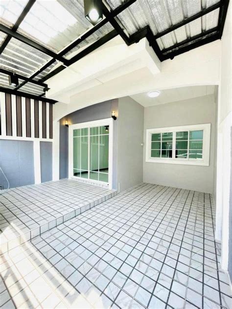 ขาย ทาวน์โฮม บ้านสวีทโฮมปาร์ค 136 ตรม 17 ตร วา บ้านสวย ตกแต่งใหม่ทั้งหลัง ราคาสุดคุ้ม Ennxo